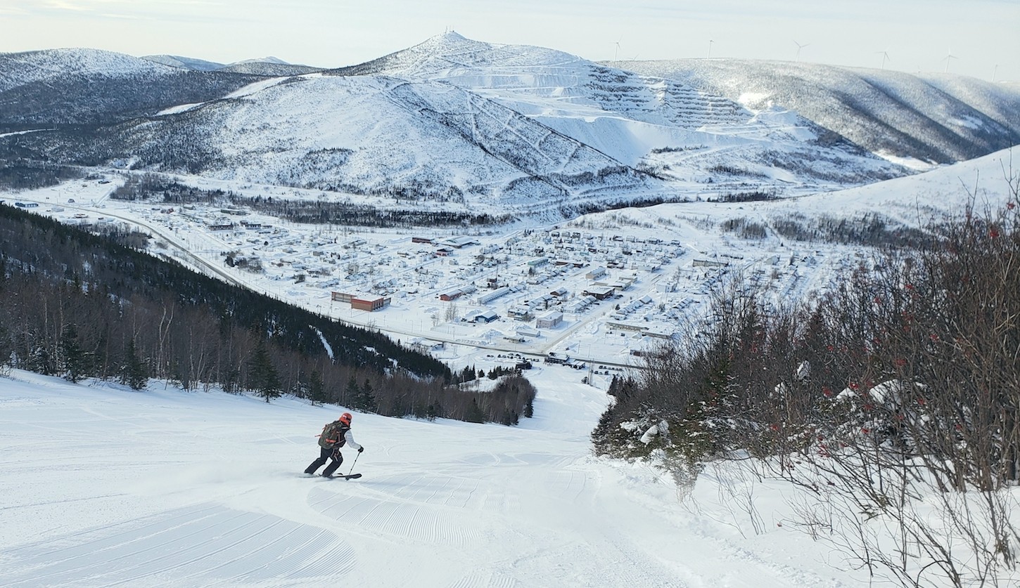 Mont Miller / Chic Chac, Charmé en station et en hélico hors-piste, 15 ...