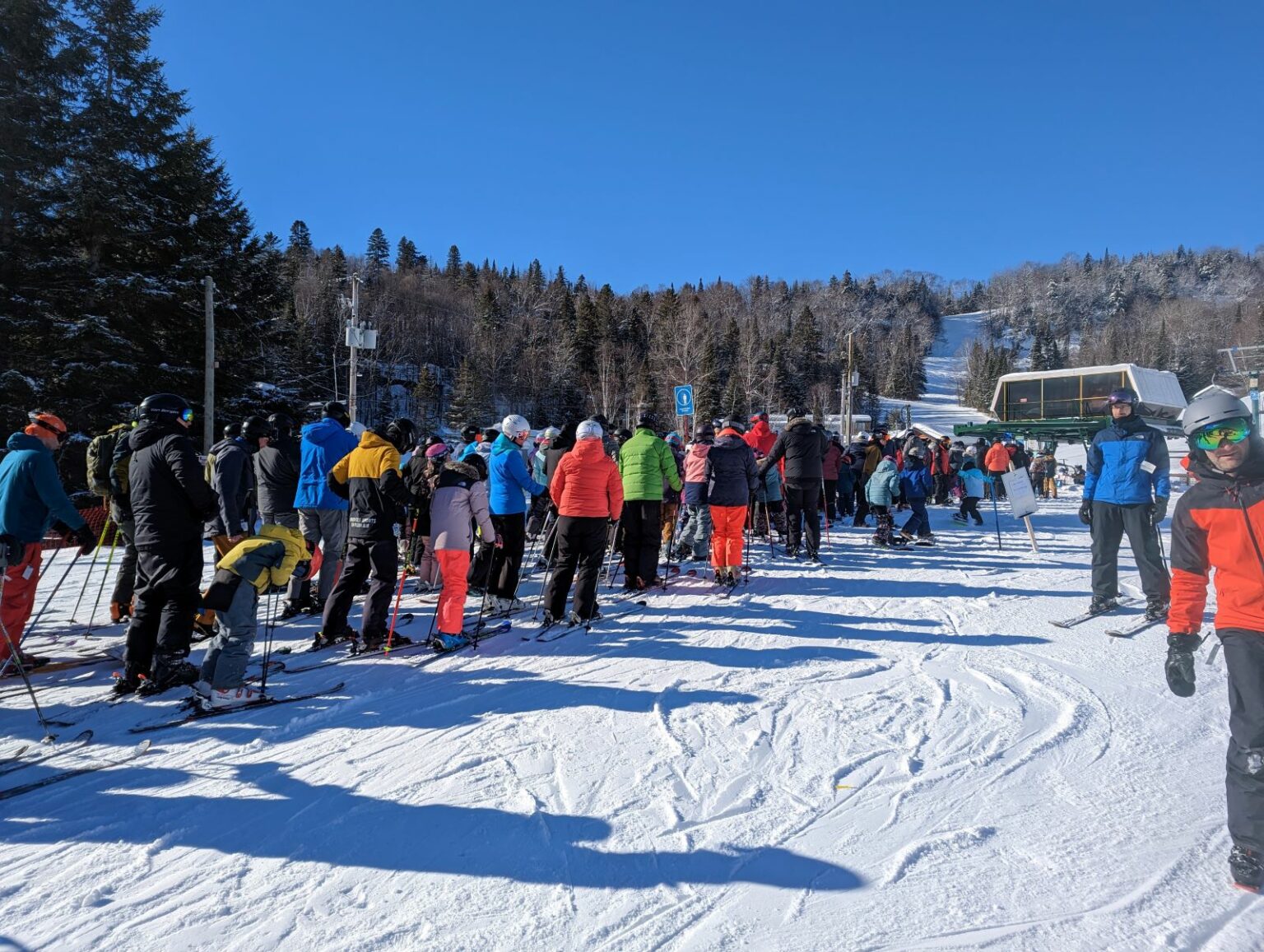 Belle Neige, 11 février, une station qui porte bien son nom - Zone.Ski