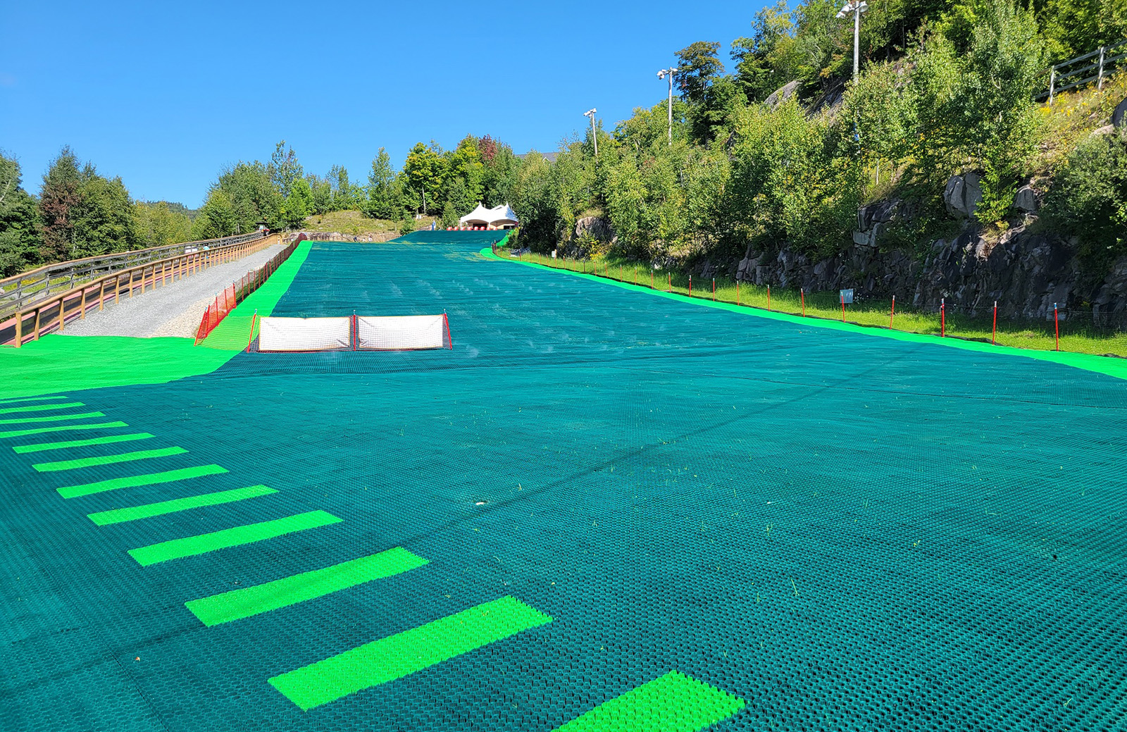 Testé pour vous: la piste de ski synthétique de Tremblant - Zone.Ski