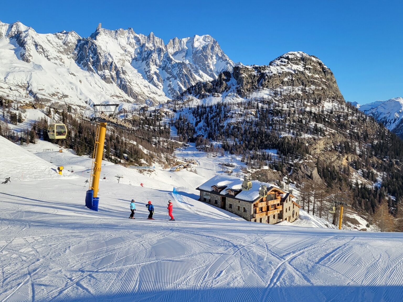 Ski à l’italienne dans la Vallée d’Aoste – Courmayeur - Zone.Ski
